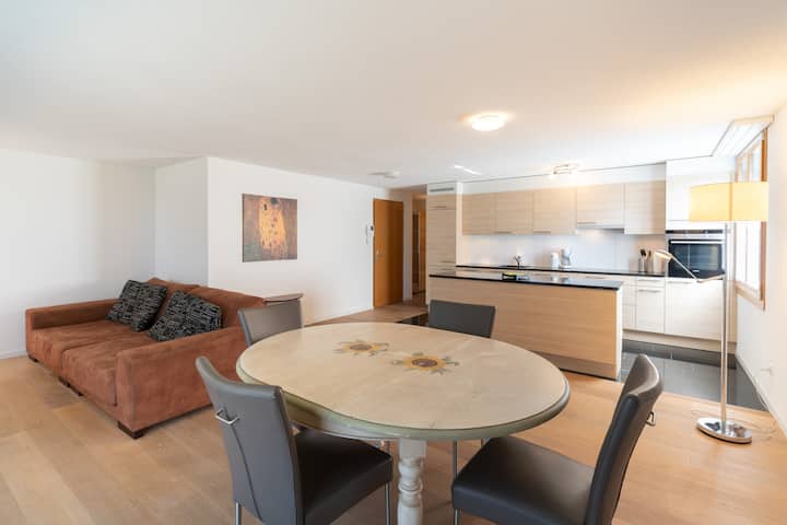 Apartment Johansson - Cozy Holiday Apartment - Brienz