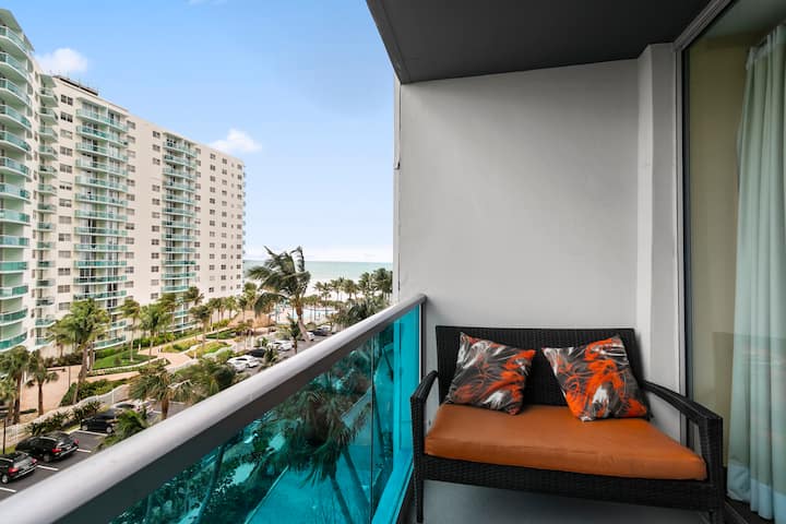 Condo Sobre La Playa Con Pool+gym, Valet Parking - Hollywood, FL