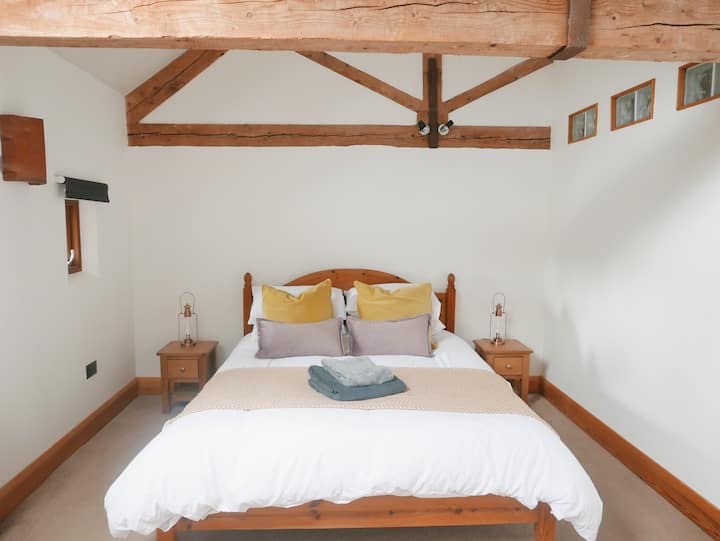Room With Swimming Pool - Dorset