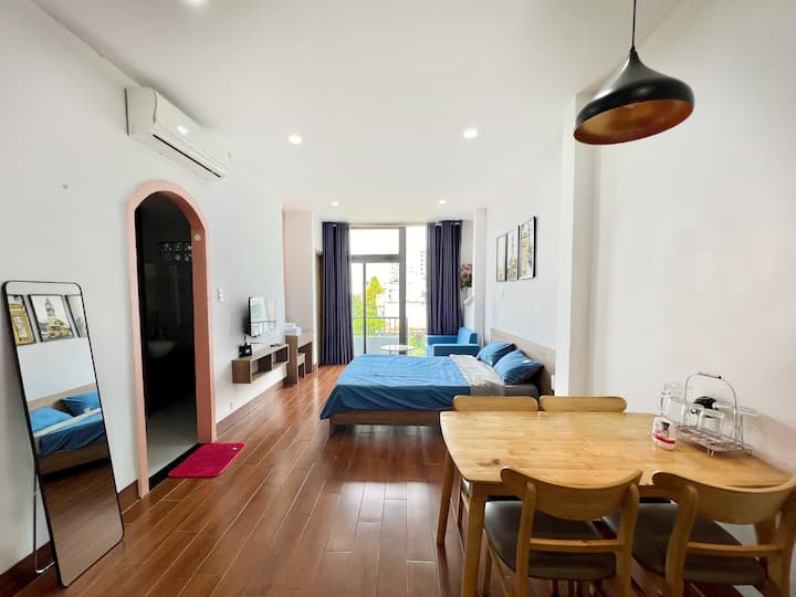 Dacee03 - Apartment With Balcony Near The Beach - Đà Nẵng