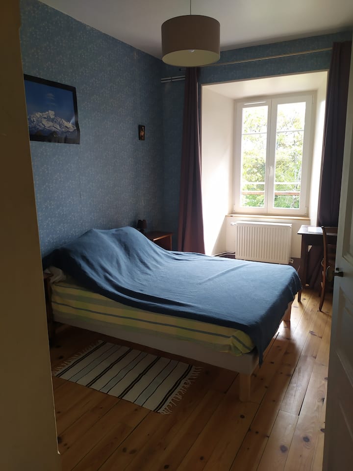 Chambres Au Calme, Au-dessus De Chambéry. - Lac d'Aiguebelette