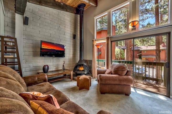 Ski-in/ski-out Heavenly Valleytownhome - Zephyr Cove