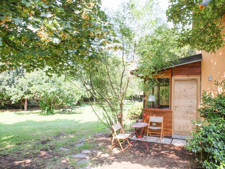 Apartamento Romántico Con Jardín, En El Centro De La Navigli - Milán