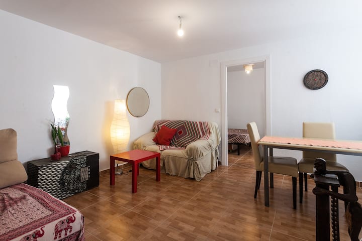 Hermosa Habitación (Zona Mestalla) - Valencia