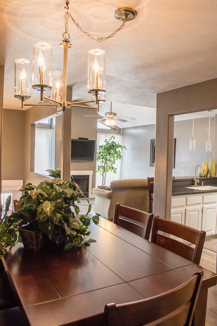 Classy, Comfy, Quiet, Private, Fun!!! - Cedar City, UT