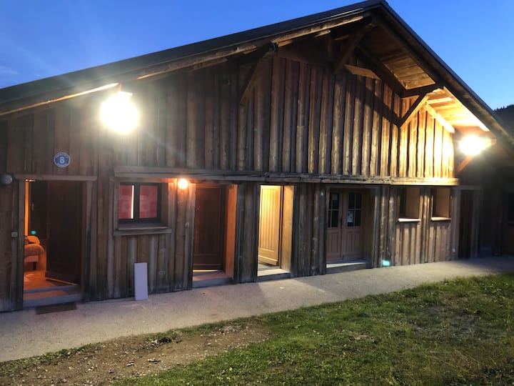 Appartement Dans Ferme Rénovée Face Au Mont-blanc - Sallanches