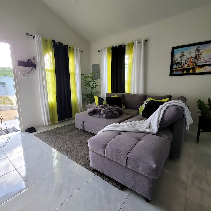 Villa 129 @ De Camelot - Jamaica