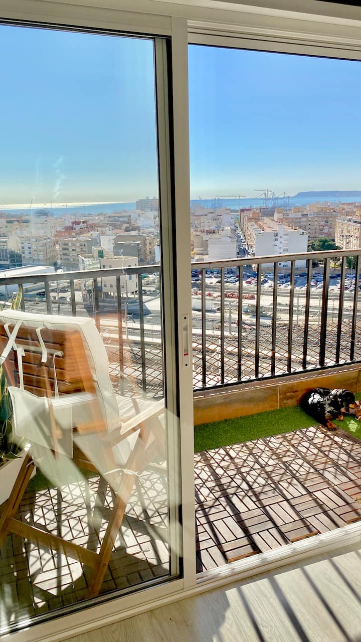 Apartment In The Center With Elevator & Sea Views - Alicante