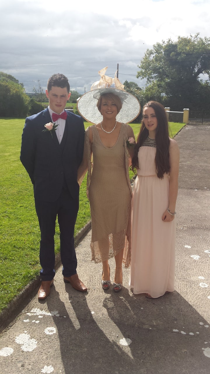 Flower Room Offering Bed And Breakfast - Killaloe