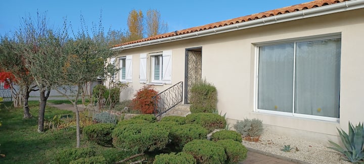 Chambre Dans Maison Individuelle Avec Sdb Privée - Villenave-d'Ornon