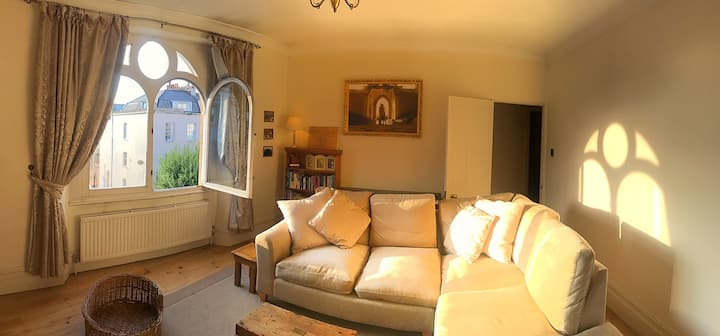 Sunny, Elegant Clifton Village Flat - Bristol
