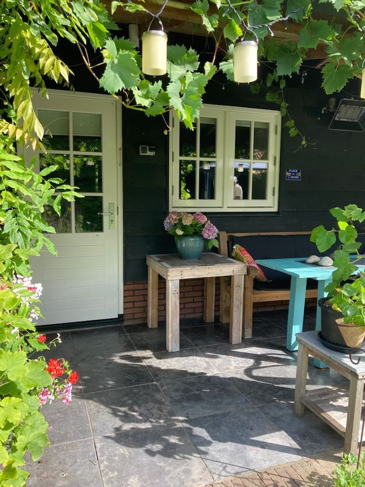 Rustig Gelegen Aan Het Bos, Duin En Zee. - Castricum