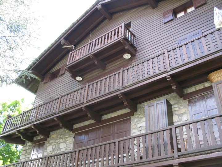 Spacious And Bright Apartment - La Thuile