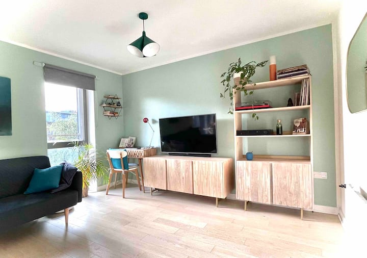 Gorgeous Newly Renovated Flat In Zone 2 - London