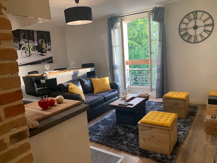 200m De La Gare, Au Pied Des Restaurants Et Bar ! - Rennes