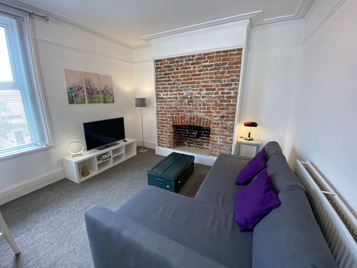 Character Apartment Near Albert Road And Seafront - Portsmouth