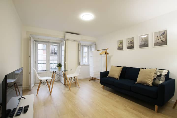 Cozy And Comfortable Apartment In São Bento - Campolide