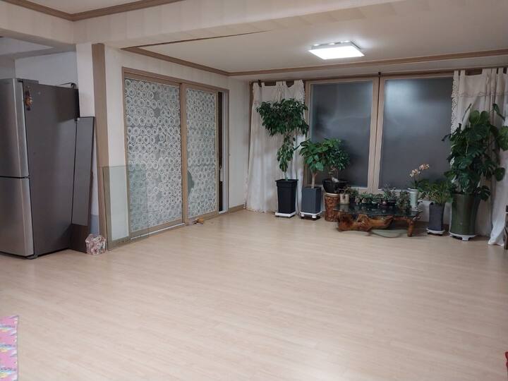 전주/한옥마을/가족회사단체/
#O10-4013-5045선연락
/주차가능/나만알고싶은숙소 - Jeonju-si