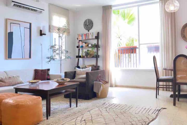 City Center & Frishman Beach Family Friendly Apt - Tel-Aviv