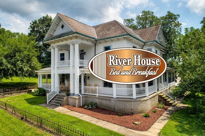 River House Bed And Breakfast - Jasper, In Q2 - Jasper, IN