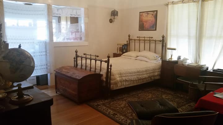 Redwood Manor - Willits, CA