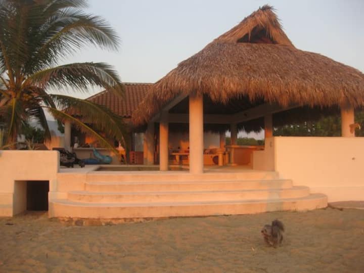Casa Bamboo - Beachfront House - Houses for Rent in Zihuatanejo ...