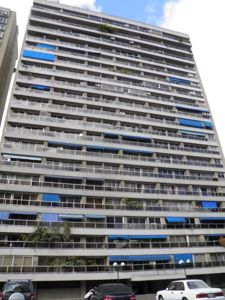 Apartamento Sebucán Se Alquila Por Dias - Caracas
