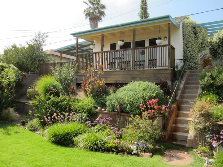 Cozy Studio Guest House-santamonica - Venice Beach, CA