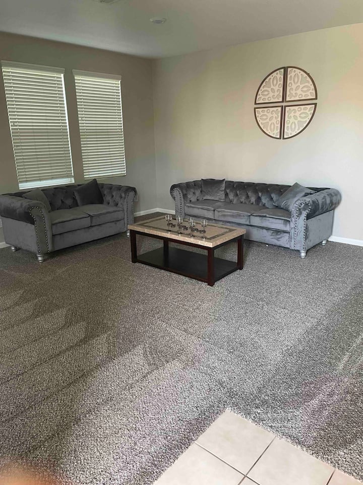 Embrace Warmth & Comfort In Picture Perfect Home - Turlock, CA