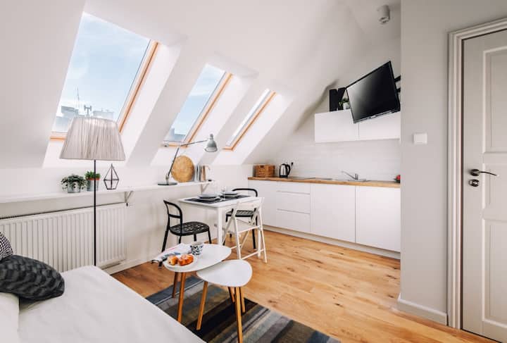 1 - Bedroom Apartment - 11 Pilsudskiego Street - Cracovie
