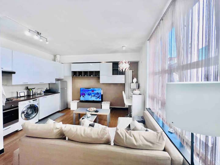 Studio Completo, A 10 Minuti Dal Centro De Genova. - Genoa