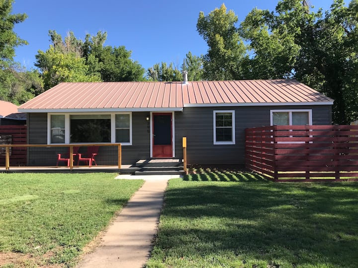 Durango Clovis Creek Retreat - 31 Day Rental - Durango, CO