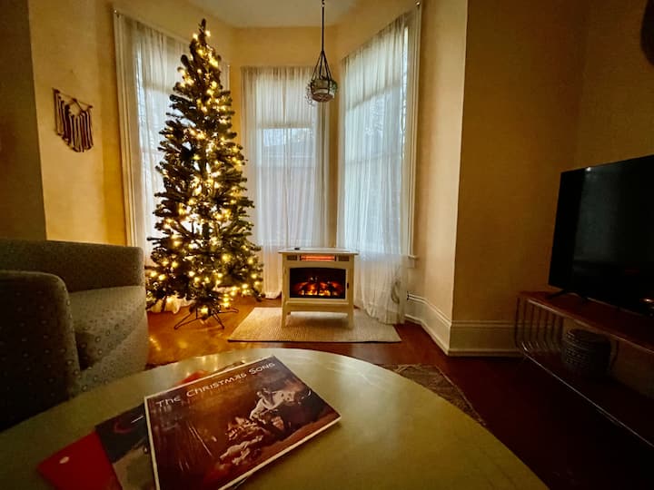 A Winemaker's Retreat - 2br In Downtown Geneva, Ny - Geneva, NY