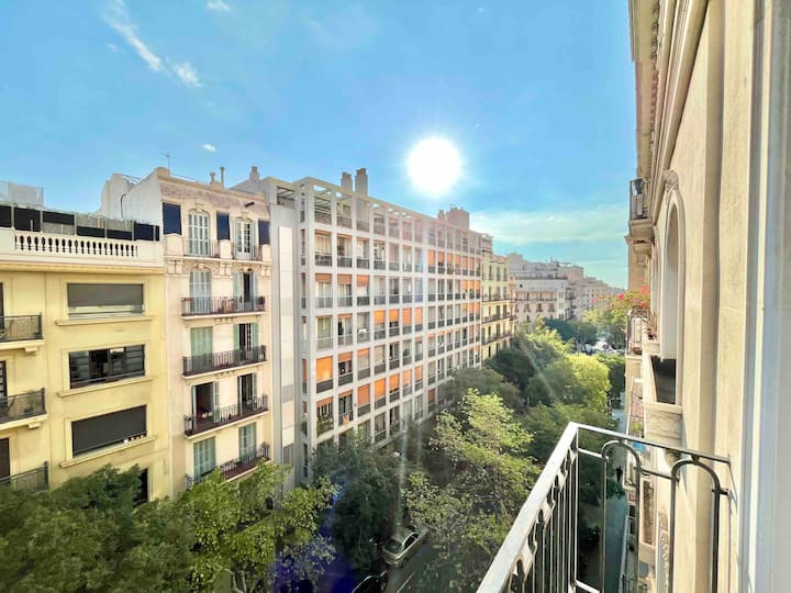 Impresionante Para Grandes Grupos. - Barcelona