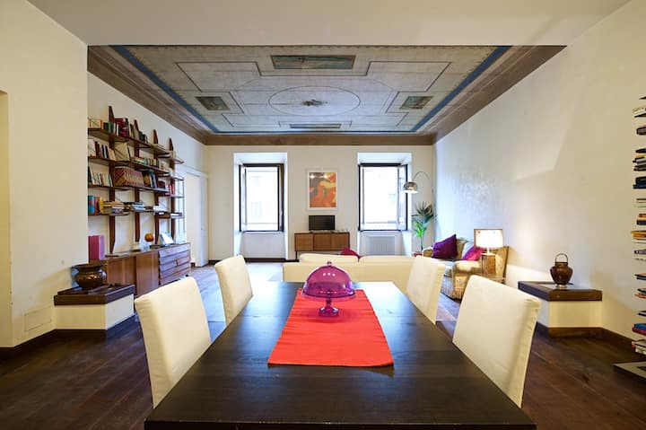 Pantheon Spacious 3br 3ba • Walk To Trevi & Navona - Rome