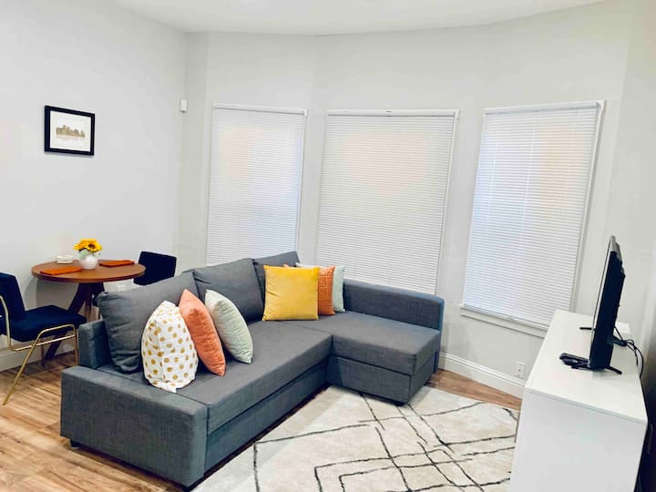 2bd/2ba Emeryville/oakland Near Bart, Mins To Sf - Berkeley, CA