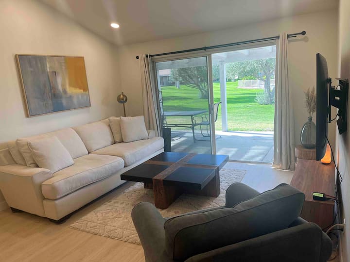 Stunning La Quinta 2bd/2ba Oasis Condo - La Quinta, CA