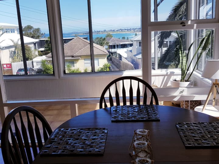 Nan's Cottage On The Coast - Wollongong