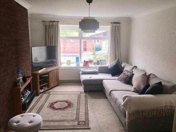 Double Bedroom Next To Broadgate Park, Nottingham. - Nottingham
