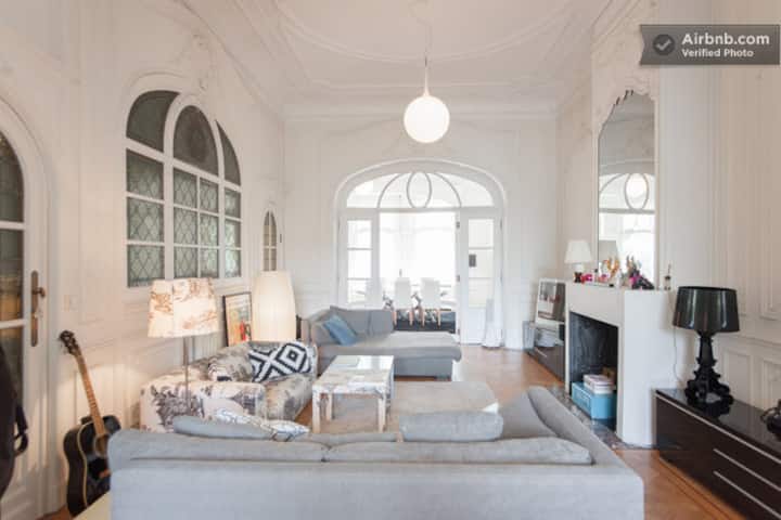 White Historical Duplex On Avenue Molière - Bruxelles