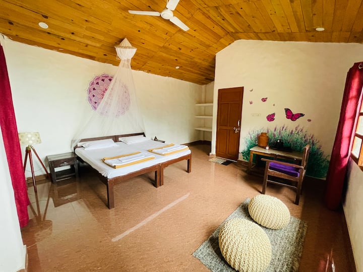Sacral Chakra Cottage With Pool - Narendra Nagar
