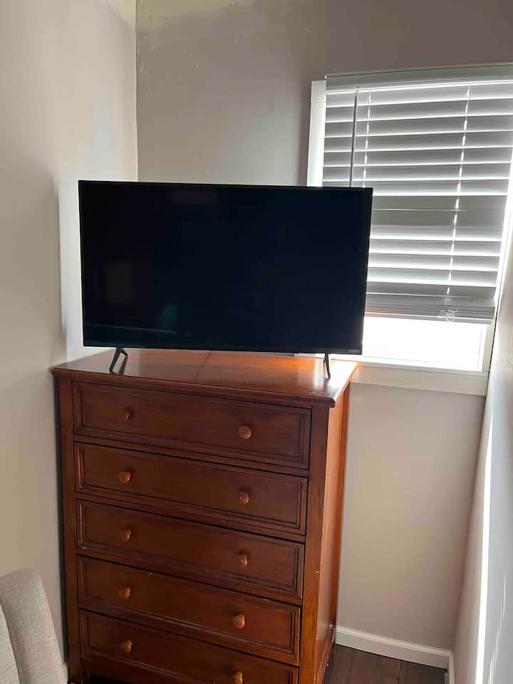 The Studio @ Downtown Getaway - Michigan City, IN