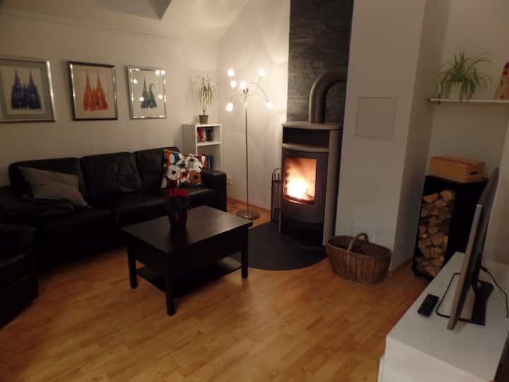 Helle Dachwohnung Mit Direkter Cityanbindung - Cologne