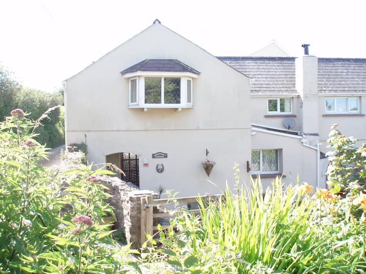 Horseshoe Cottage, Ideal Peaceful Location - Manorbier