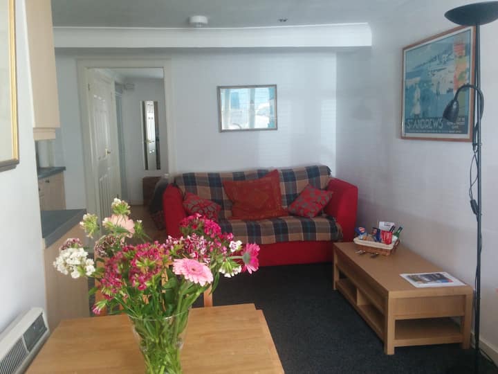 Cottage Flat On North Street - Saint Andrews