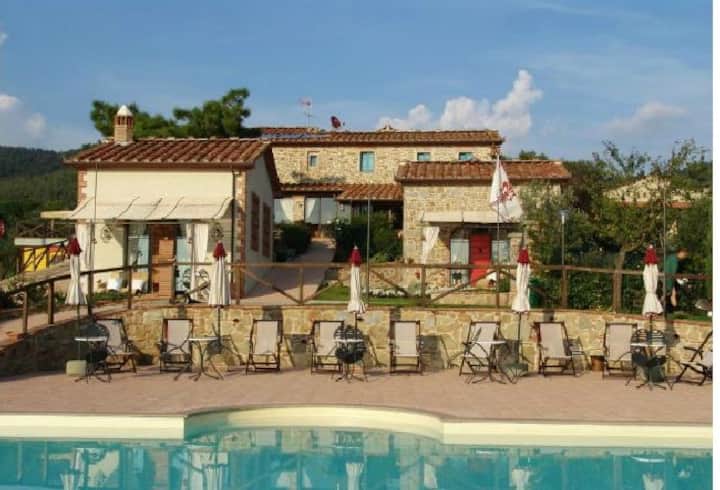 Ancient Estate Restored In Tuscan Rustic Style - Prato