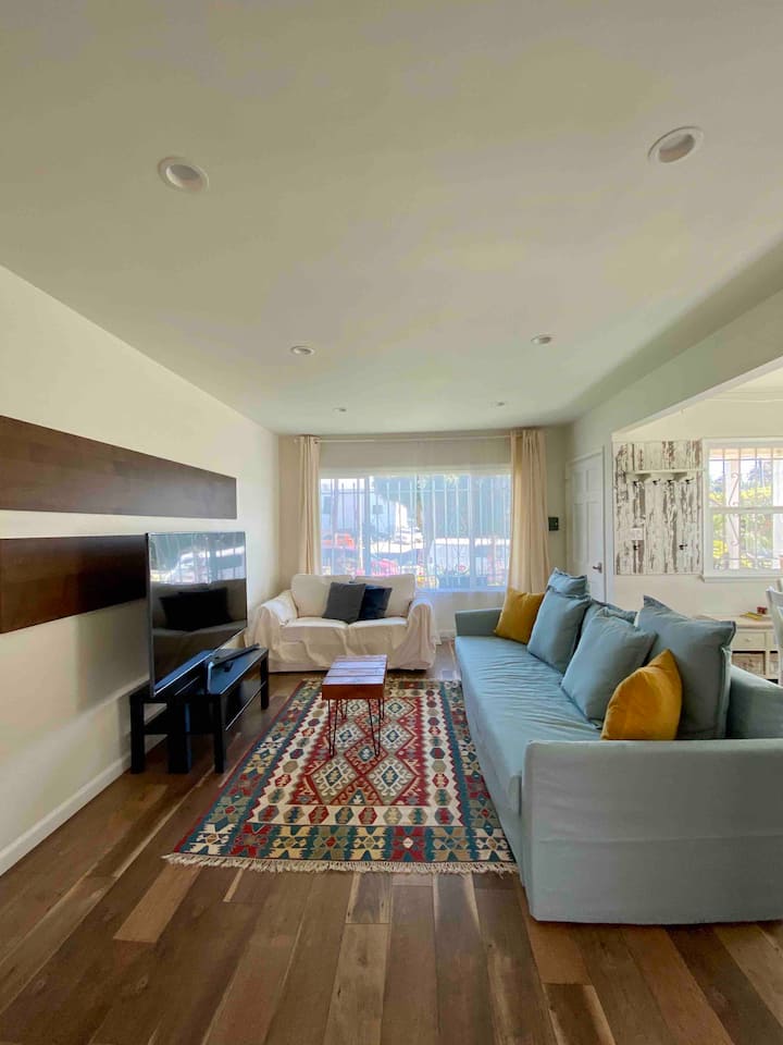 3br Venice Beach House W Huge Yard, Walk To Beach - Marina del Rey, CA