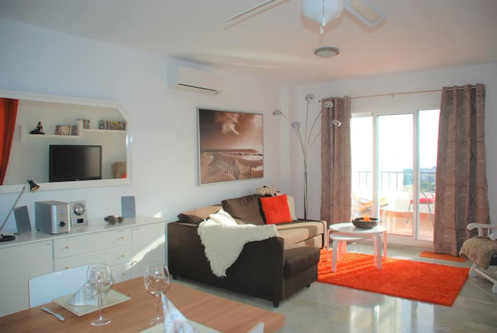 Beautiful Sunny Apartment With 2 Pools, Calahonda - Calahonda