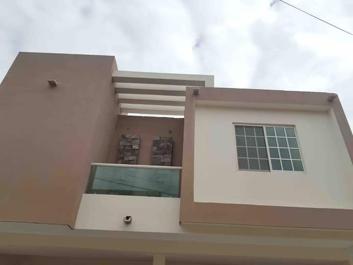 Hermosa Casa Amueblada Cerca Del Aeropuerto Y Uat. - Tampico, Mexico