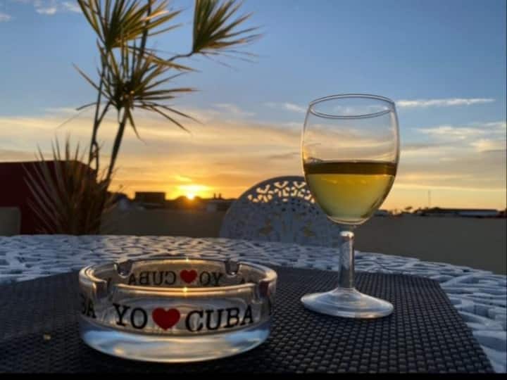 Jessica - Independent House - Cuba